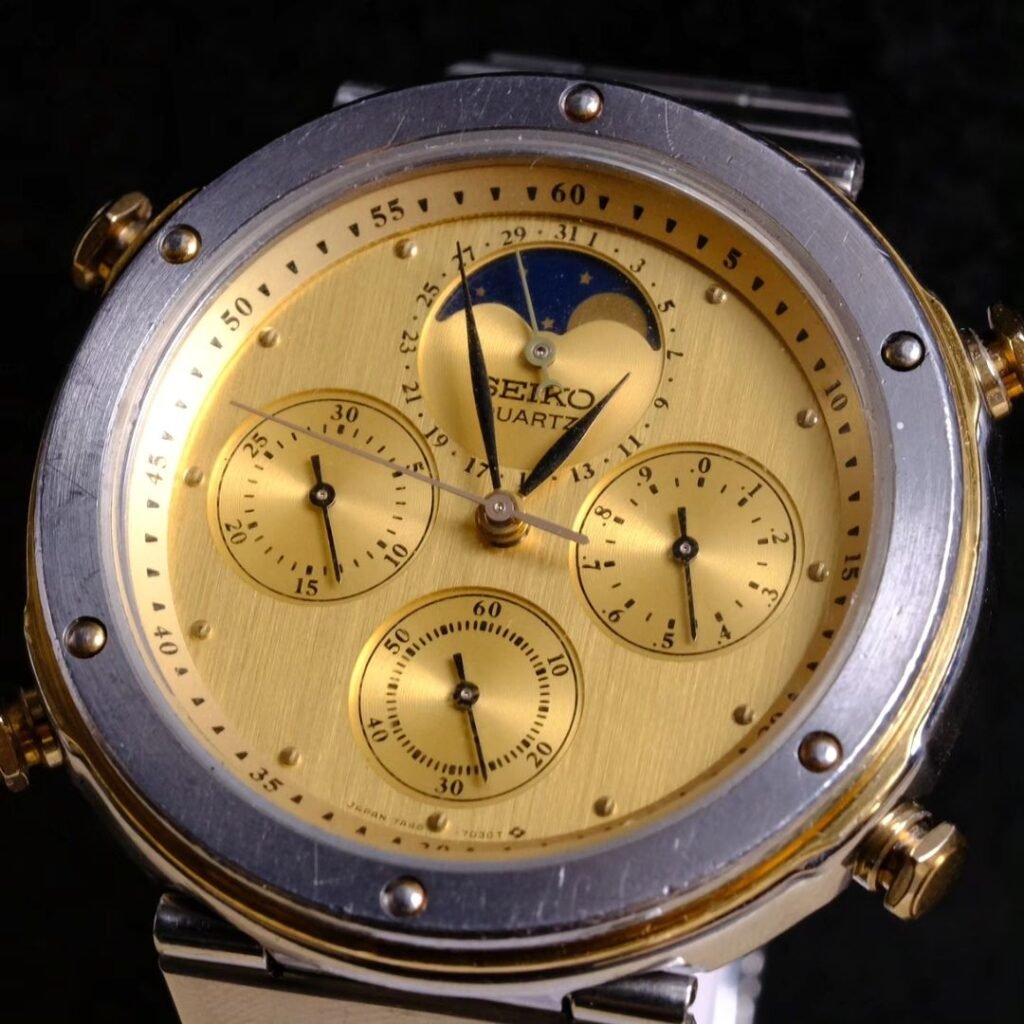 Seiko Chronograph 7A48 - 7010 from February 1984 - Seiko Vintage