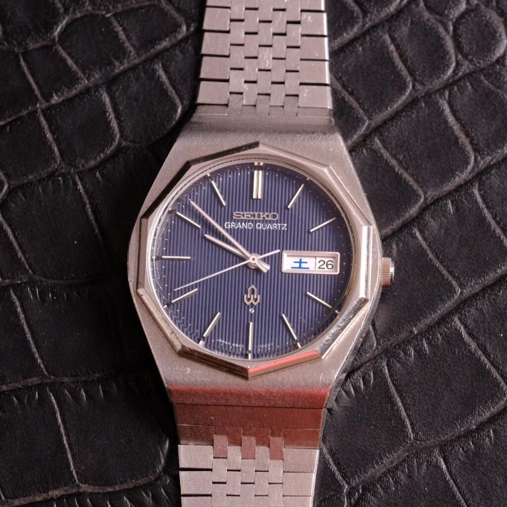 Seiko Grand quartz 4843 - 7001 Blue dial from September 1976 - Seiko ...