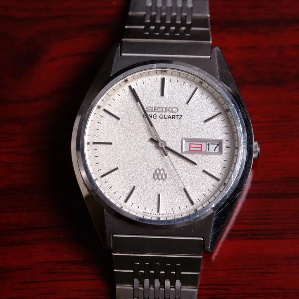 Seiko King Quartz 9923 - 8060 Sand dial from April 1981 - Seiko Vintage