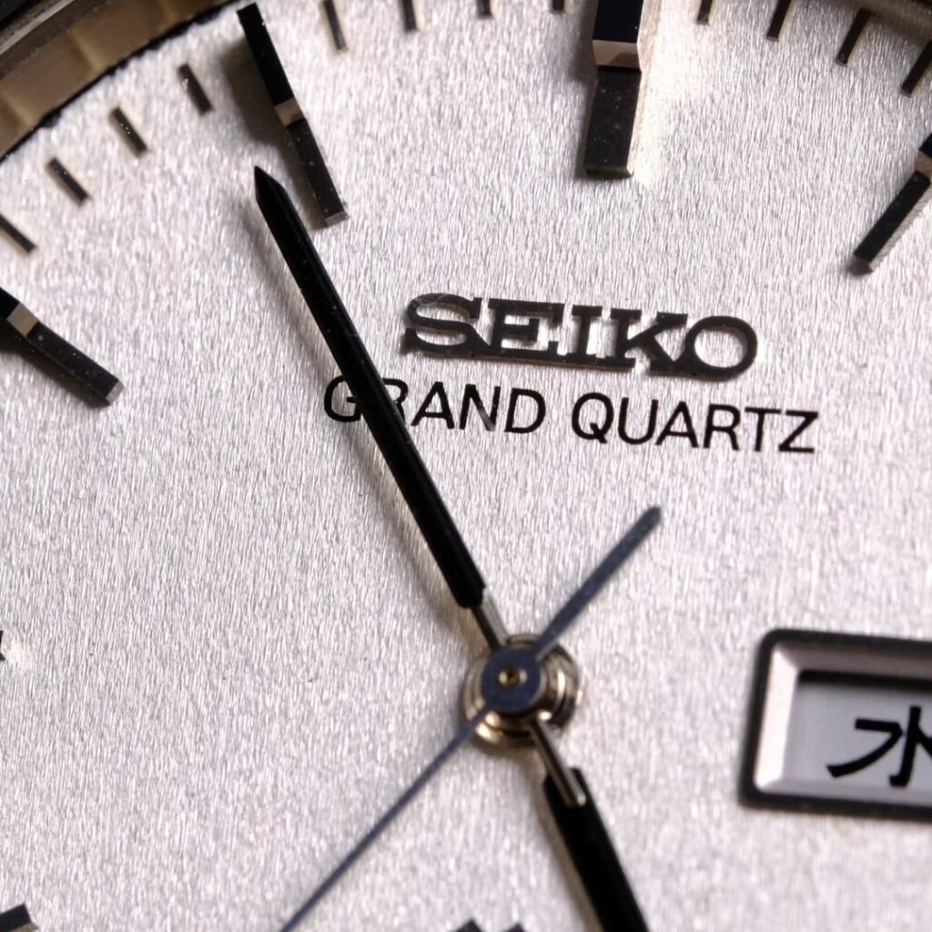 Grand Twin Quartz 9943 - 8000 from March 1978 - Seiko Vintage