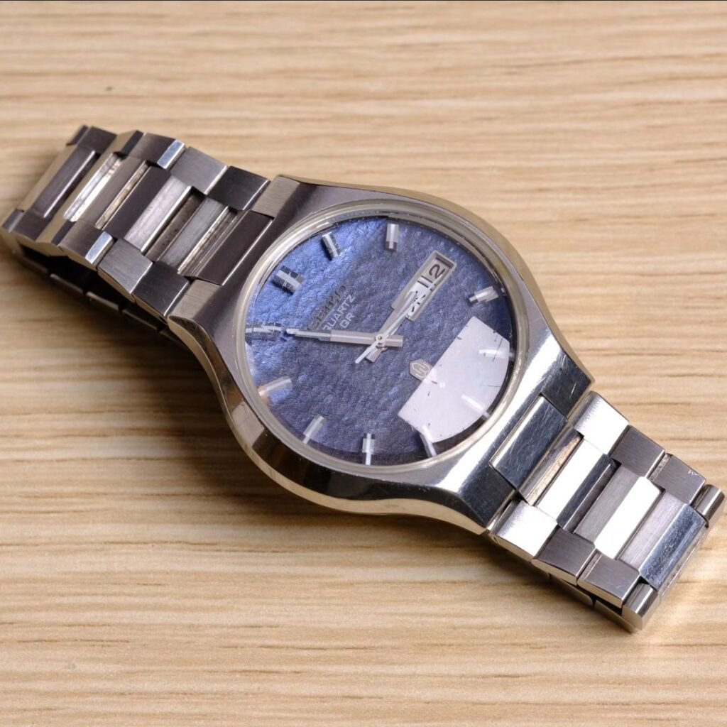 Seiko Quartz QR 3863 - 8000 Purple snow dial from March 1974 - Seiko ...