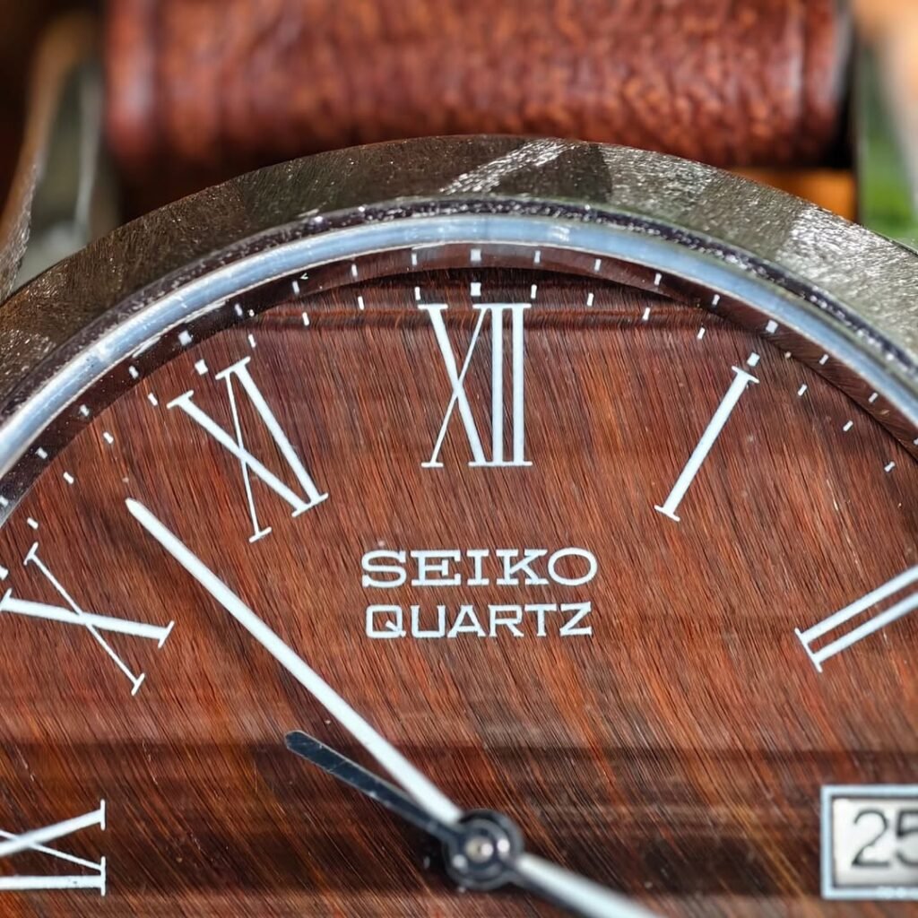 Seiko Quartz 0842 - 7000 APDP Tiger's Eye Stone Dial from July 1975 ...